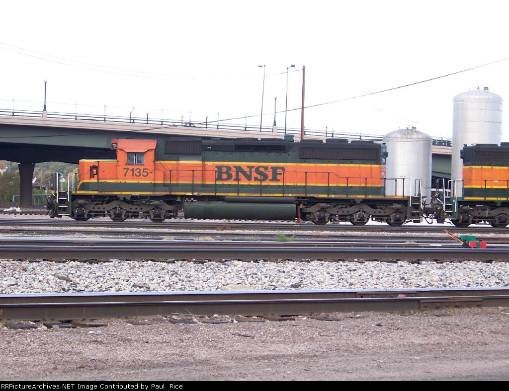 BNSF 7135